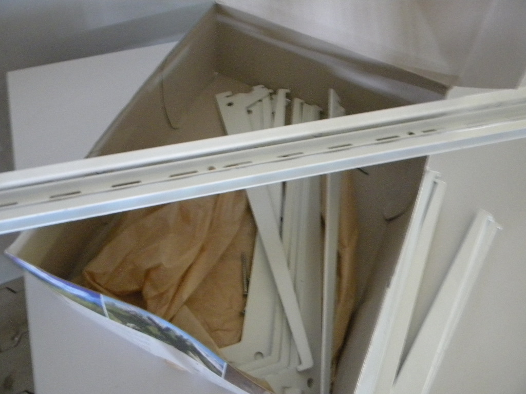 Plankdragers met rails, 3 rails a 100 cm, 16 dragers (Kavel nr: 411290 ...