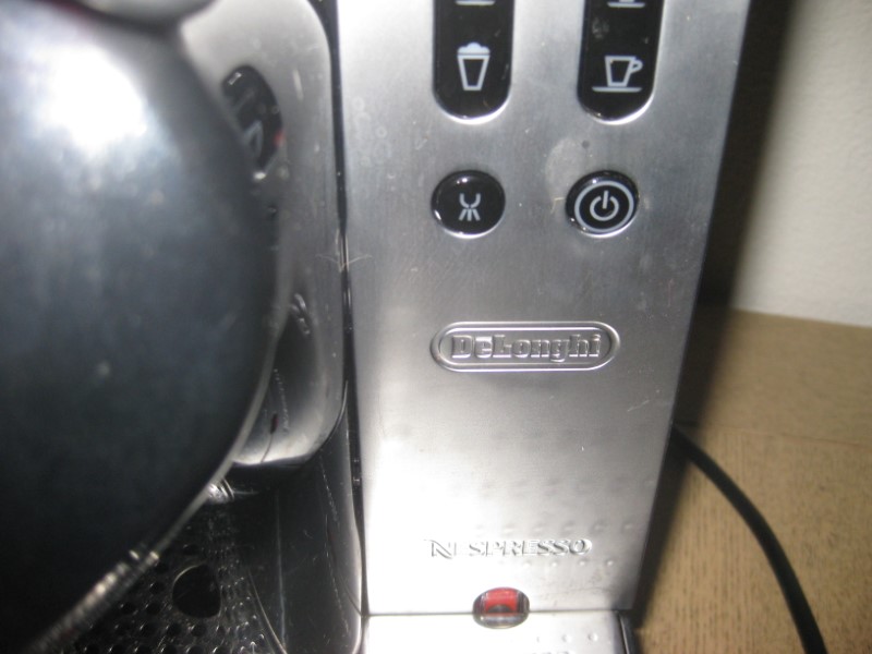 DELONGHI Nespresso automaat EN680 (Kavel nr: 864180, Eindtijd : 10 Dec ...