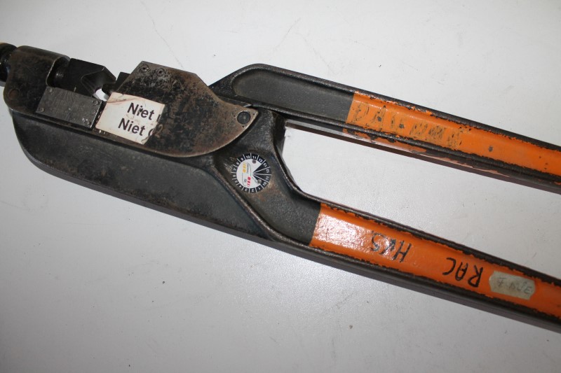 Burndy MY29 connectortang (Kavel nr: 892113, Eindtijd : 30 Apr. 2020 21 ...