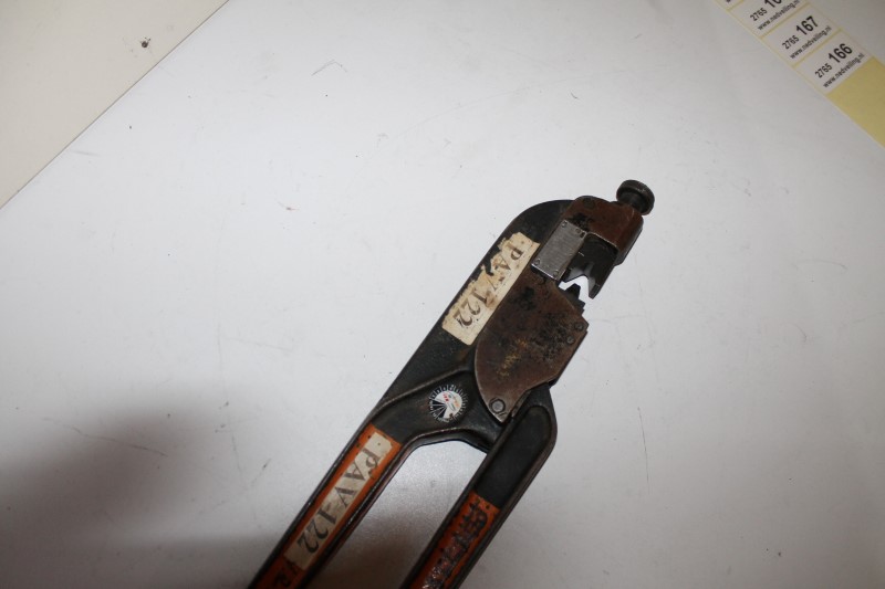 Burndy MY29 connectortang (Kavel nr: 892122, Eindtijd : 30 Apr. 2020 21 ...